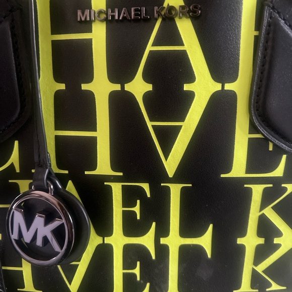 MK Boutique | Bags | Nwt Beautiful Michael Kors Neon Green And Black ...